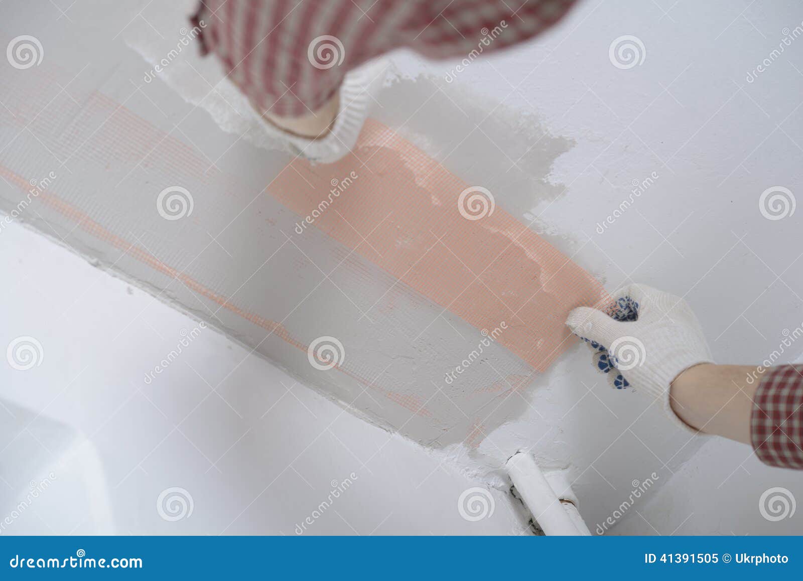 Plastering a ceiling stock image. Image of construction - 41391505