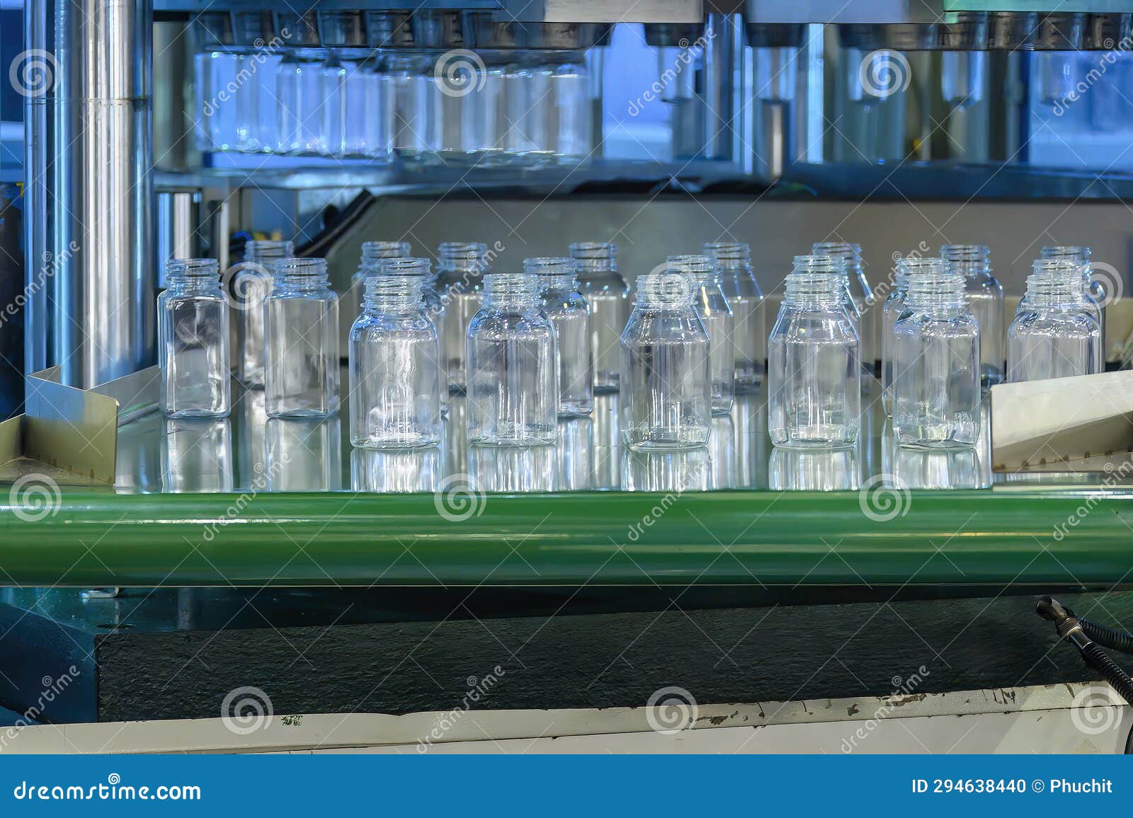 The Plastic Bottle Manufacturing Process by Vertical Blow Mold Machine ...