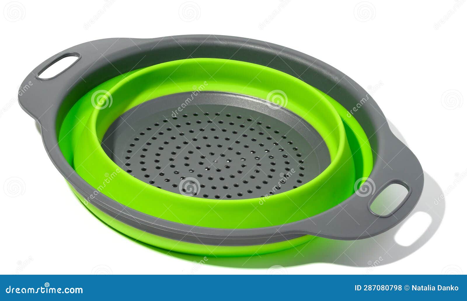Plastic Green Collapsible Colander on White Isolated Background Stock ...