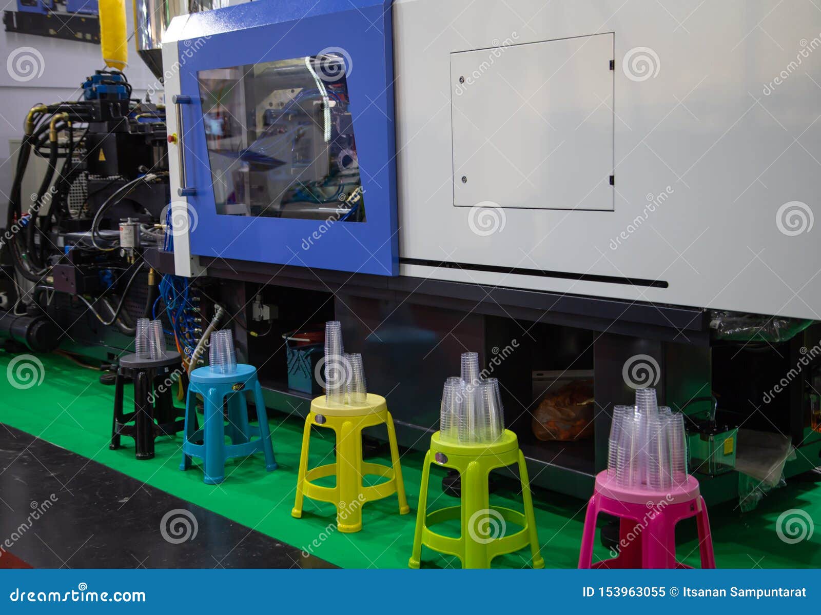 Plastic Injection Molding Press Machine Stock Image - Image of process ...