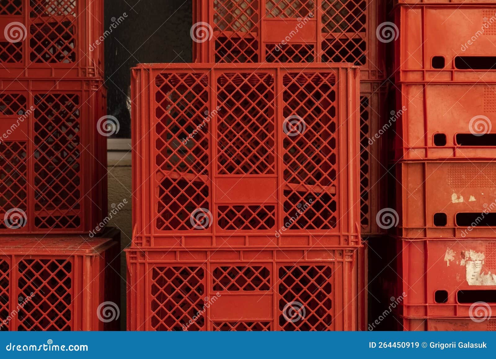 Plastic Mesh Box for Vegetables and Fruits. Plastic Boxes for ...