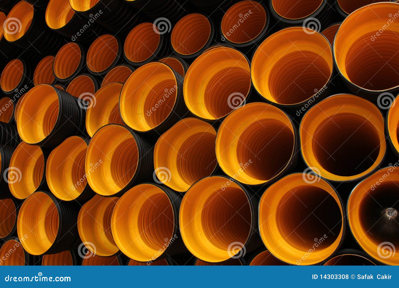 Plastic pijp stock foto. Image of plastiek, kleurrijk - 14303308