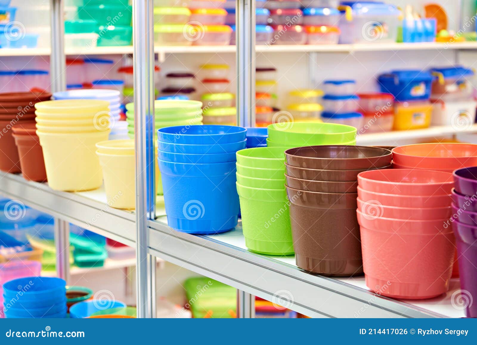 Plastic Plant Pots in Store Stock Photo - Image of flowerpot ...