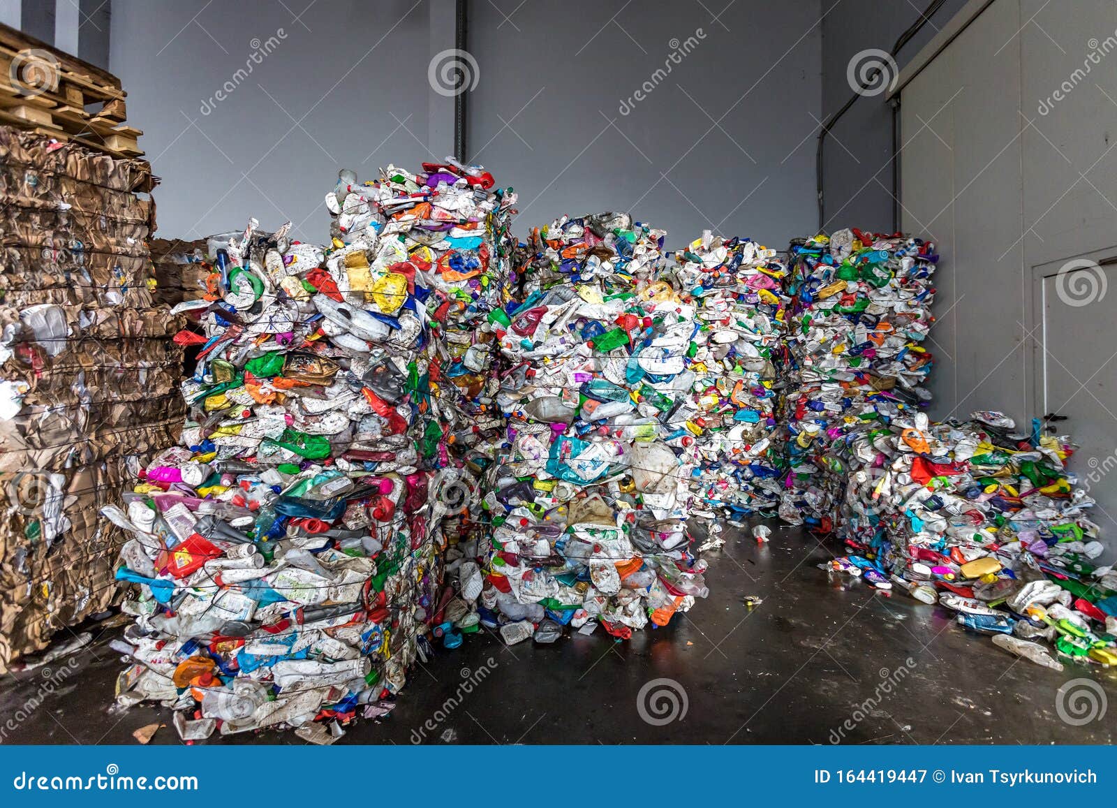 Modern Waste Recycling Processing Plant. Separate Garbage Collection ...