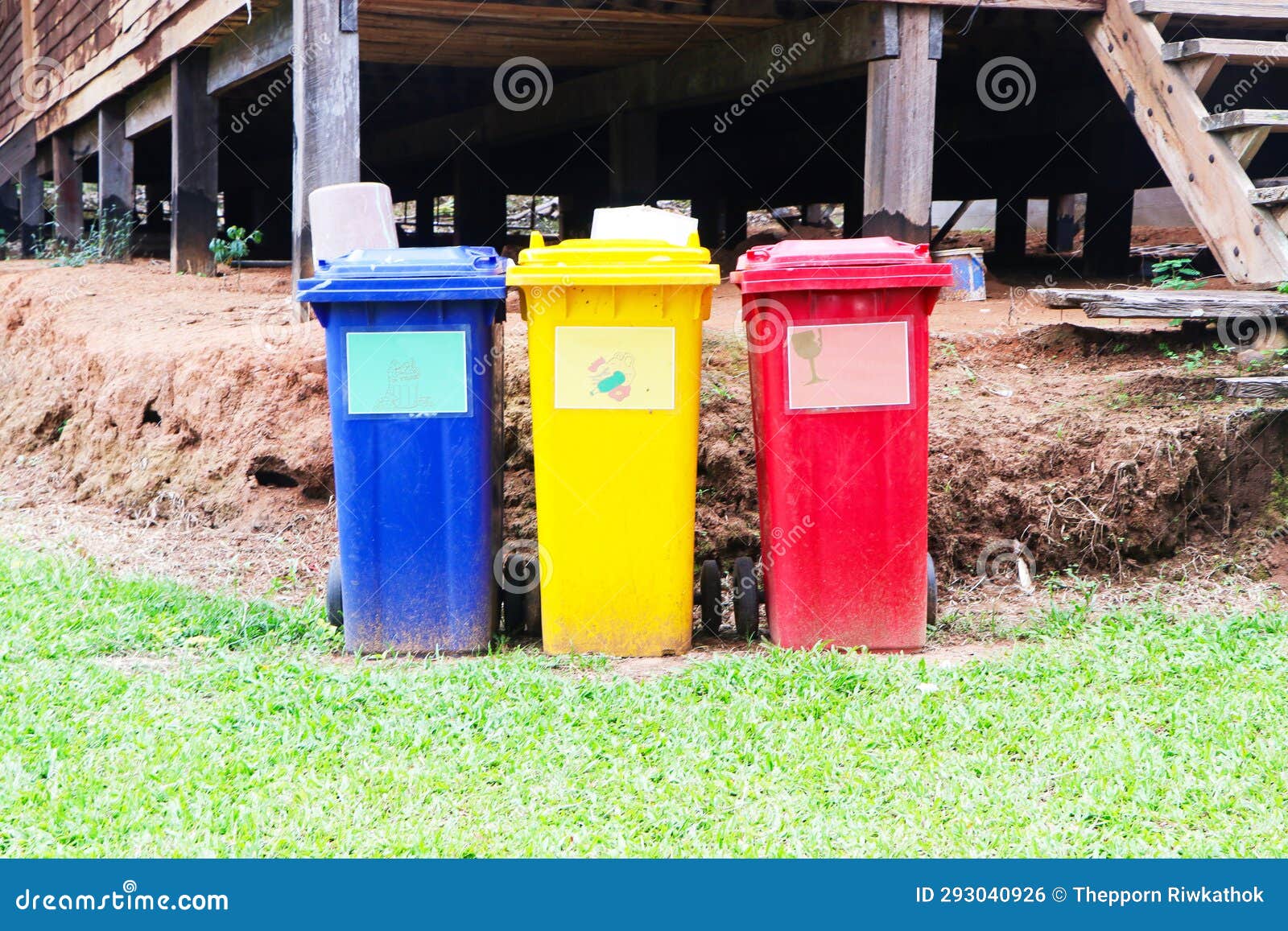 Plastic Trash Garbage Bin Can, Dustbin Blue, Yellow, Red Square Shape ...