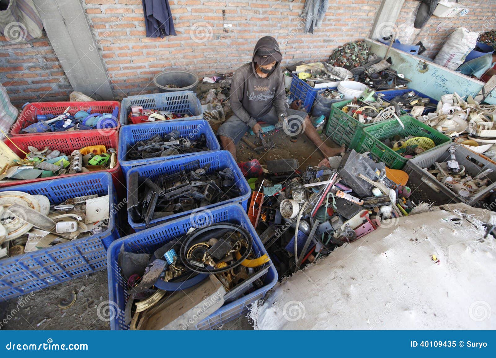 Plastic waste editorial image. Image of sukoharjo, processing - 40109435