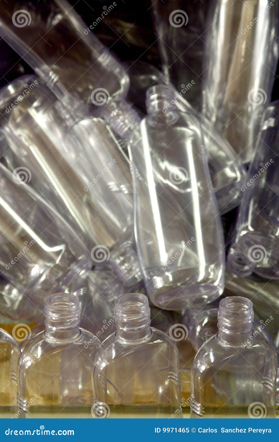 Plastiek stock afbeelding. Image of infrastructuur, recycling - 9971465