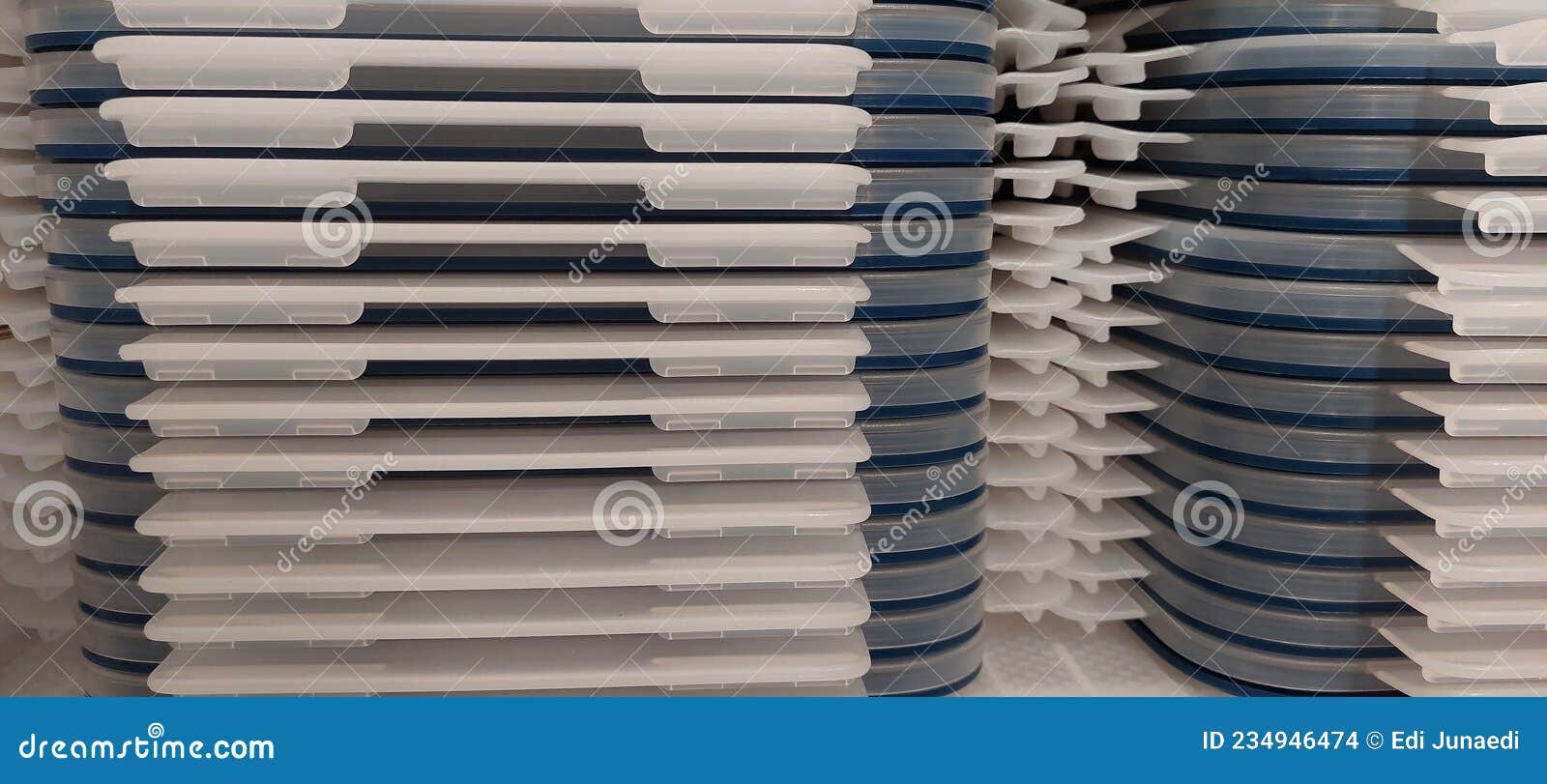 Plastik Box Pile Royalty-Free Stock Image | CartoonDealer.com #234946492