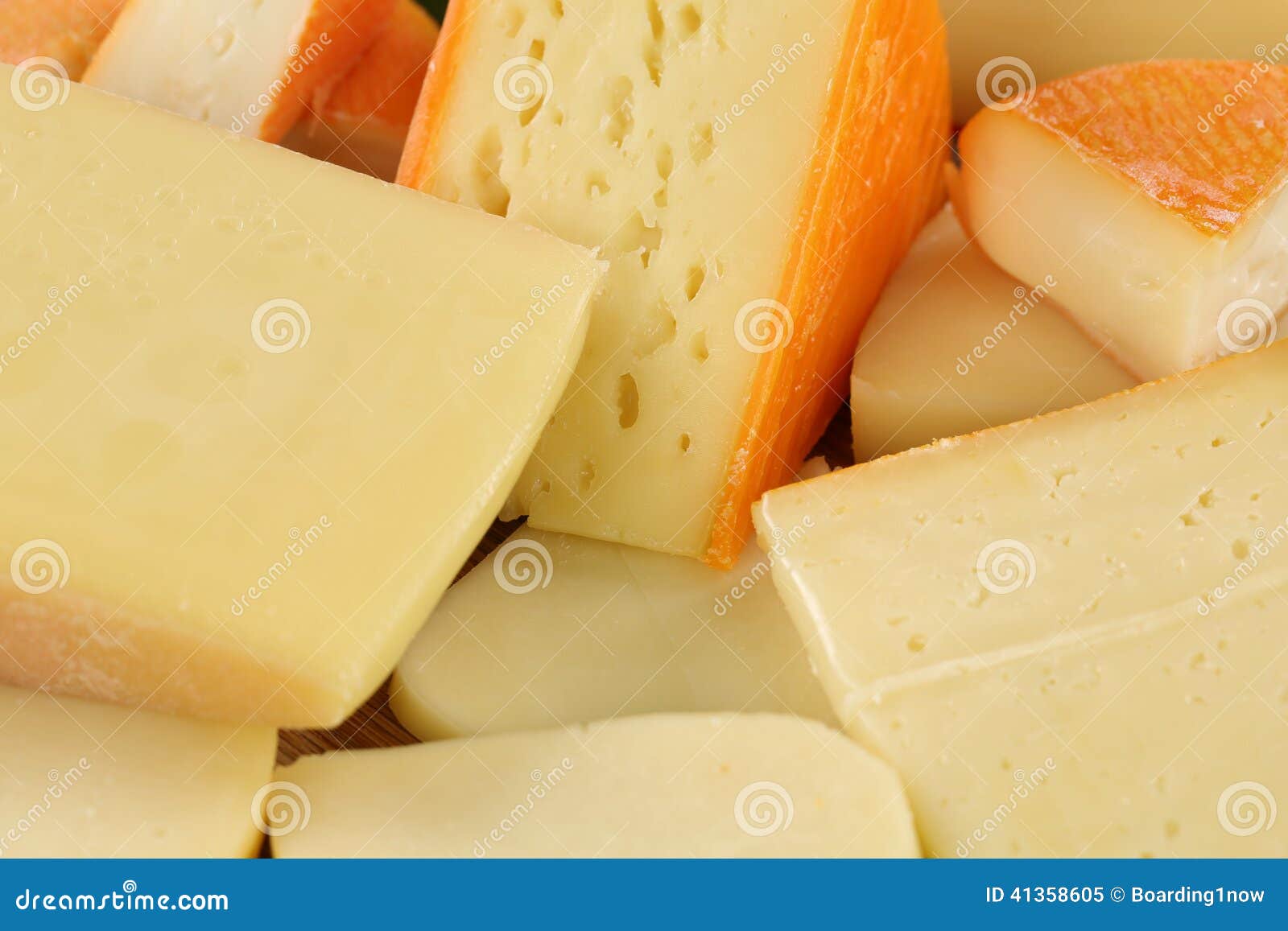 Plat De Fromage Avec Le Gouda, Dur Et Le Fromage Suisse Image stock ...