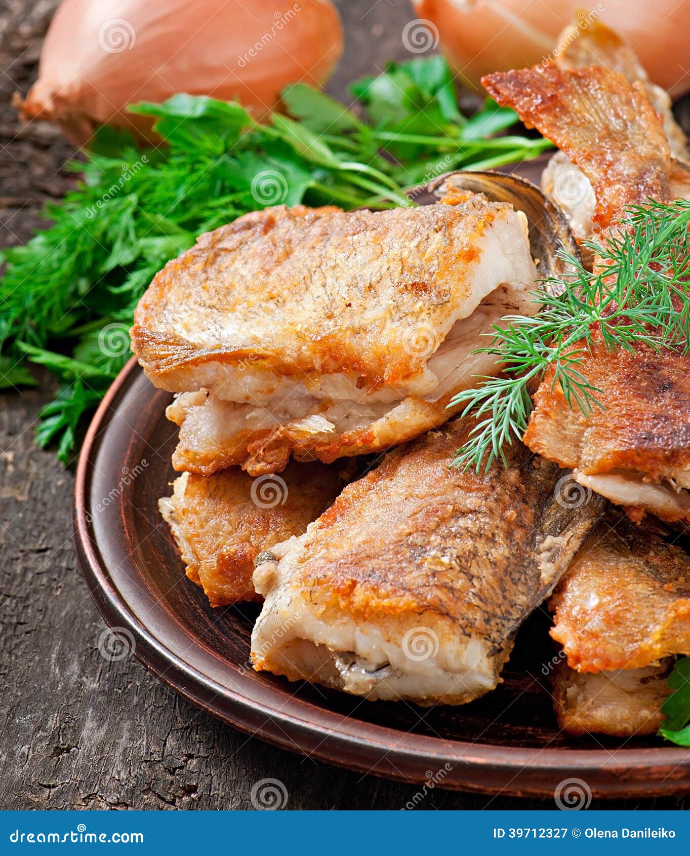 Plat de poisson image stock. Image du plaque, repas, filet - 39712327