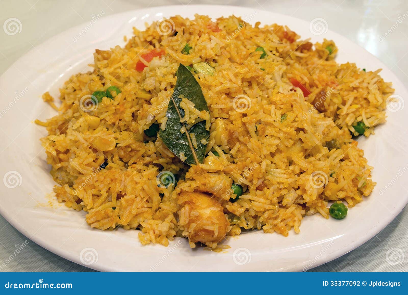 Plat De Riz De Biryani D'Indien Est Photo stock - Image du nourriture ...