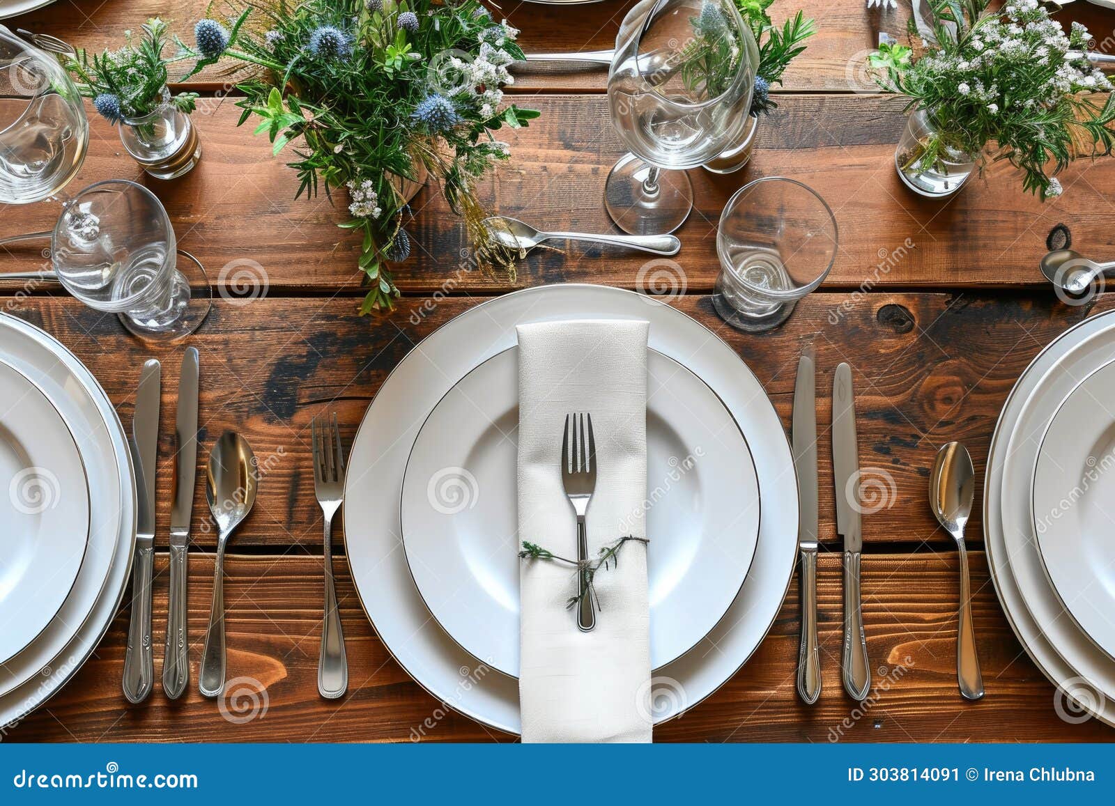 Plate without Food. Dining Table Empty Plate Stock Illustration ...