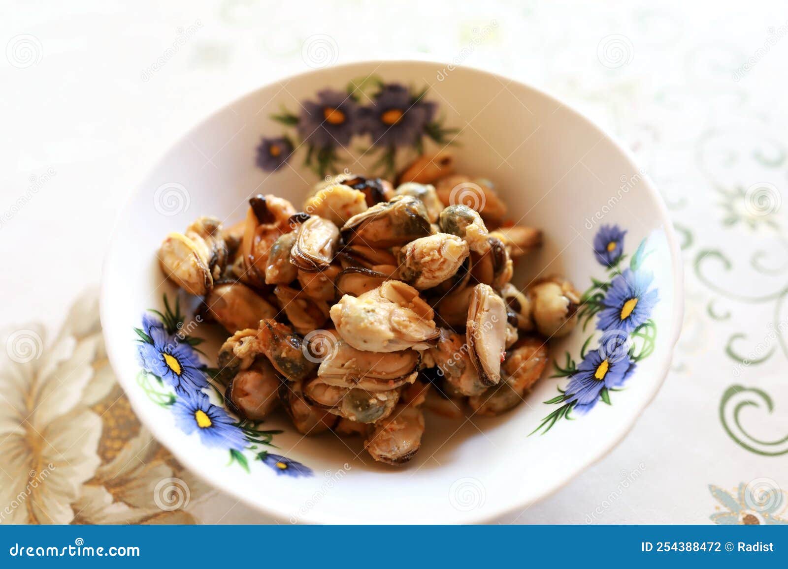 Plate with Mussels on Table Stock Photo - Image of delicacy, restaurant ...
