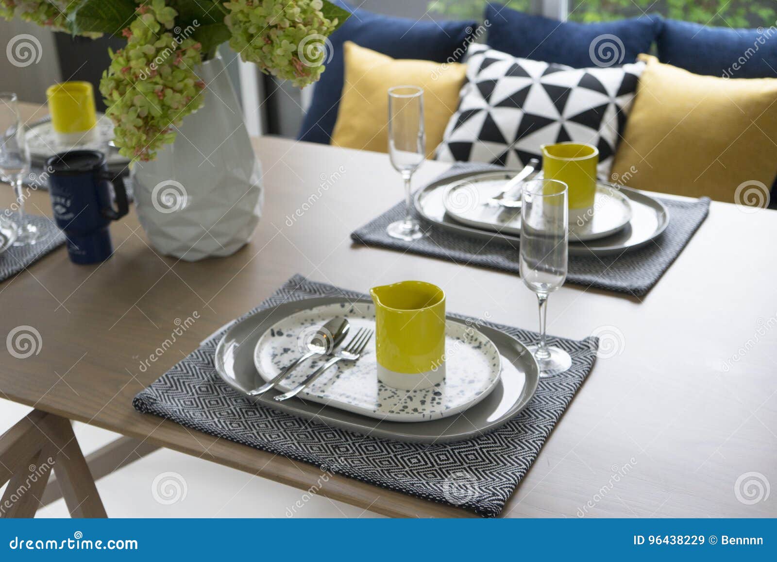 Plate Setting on Dining Table Stock Image - Image of dinner, dining ...
