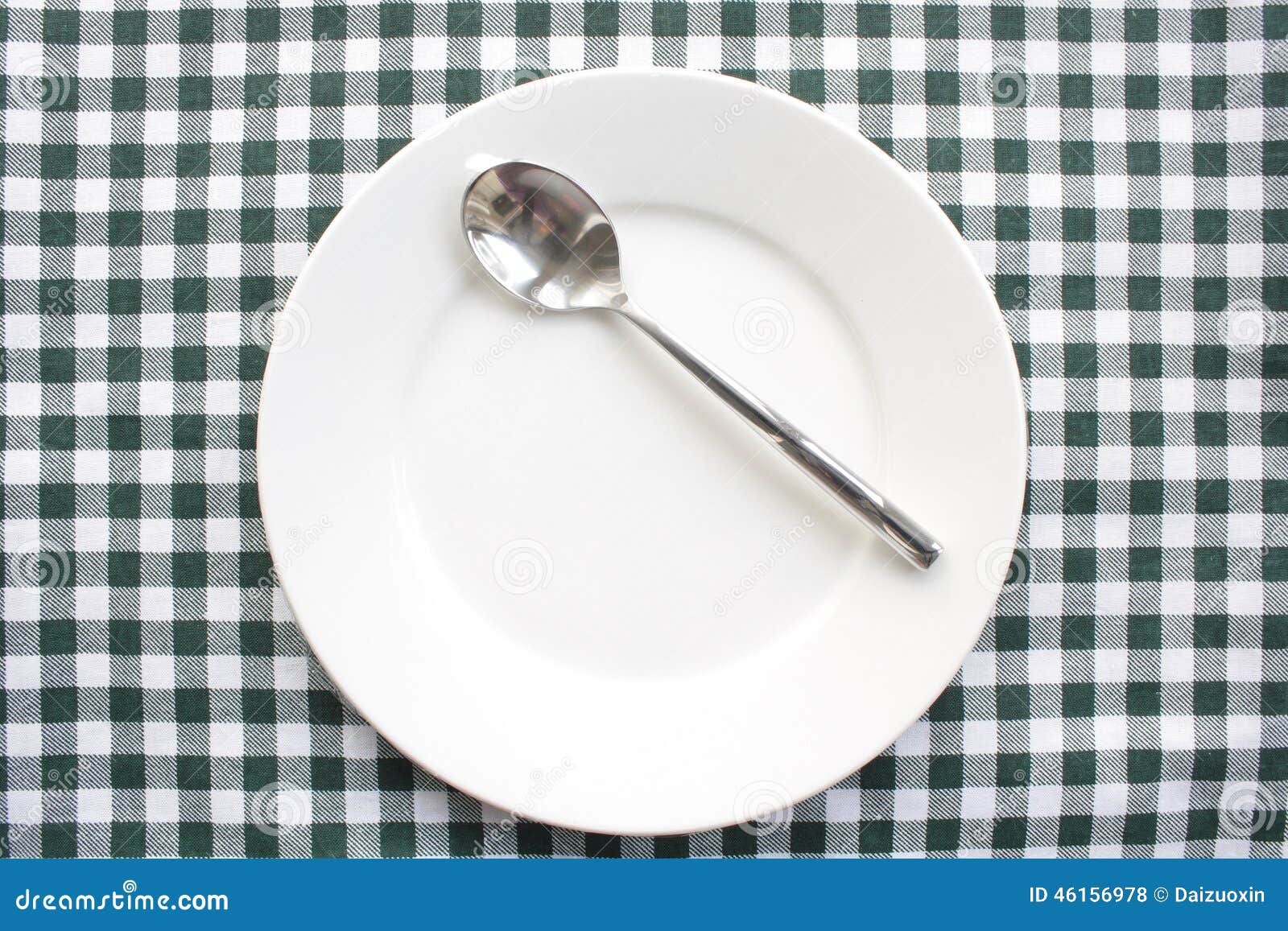 Plate and spoon stock photo. Image of utensil, green - 46156978