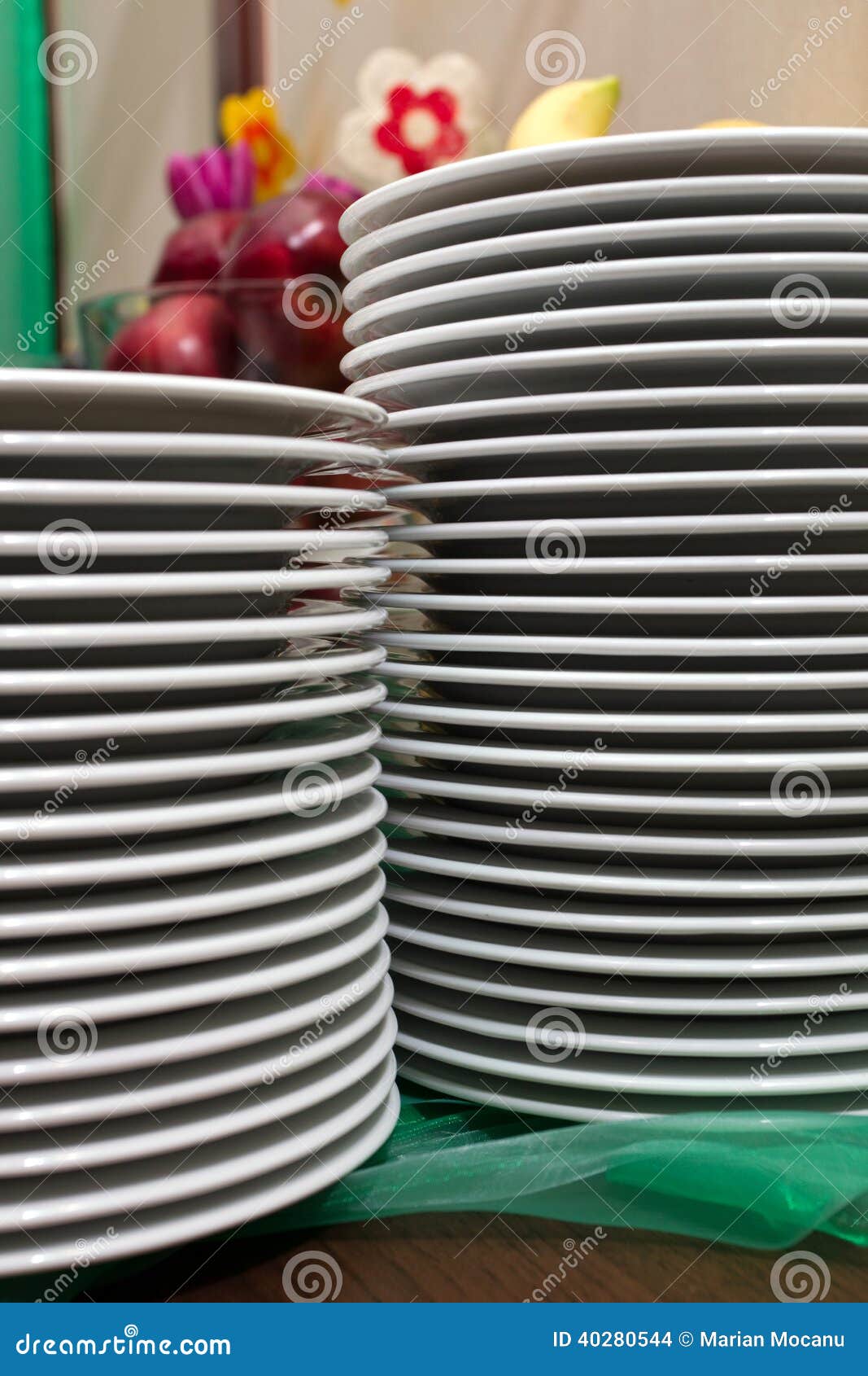 Plates tower stock photo. Image of plates, kitchen, dish - 40280544
