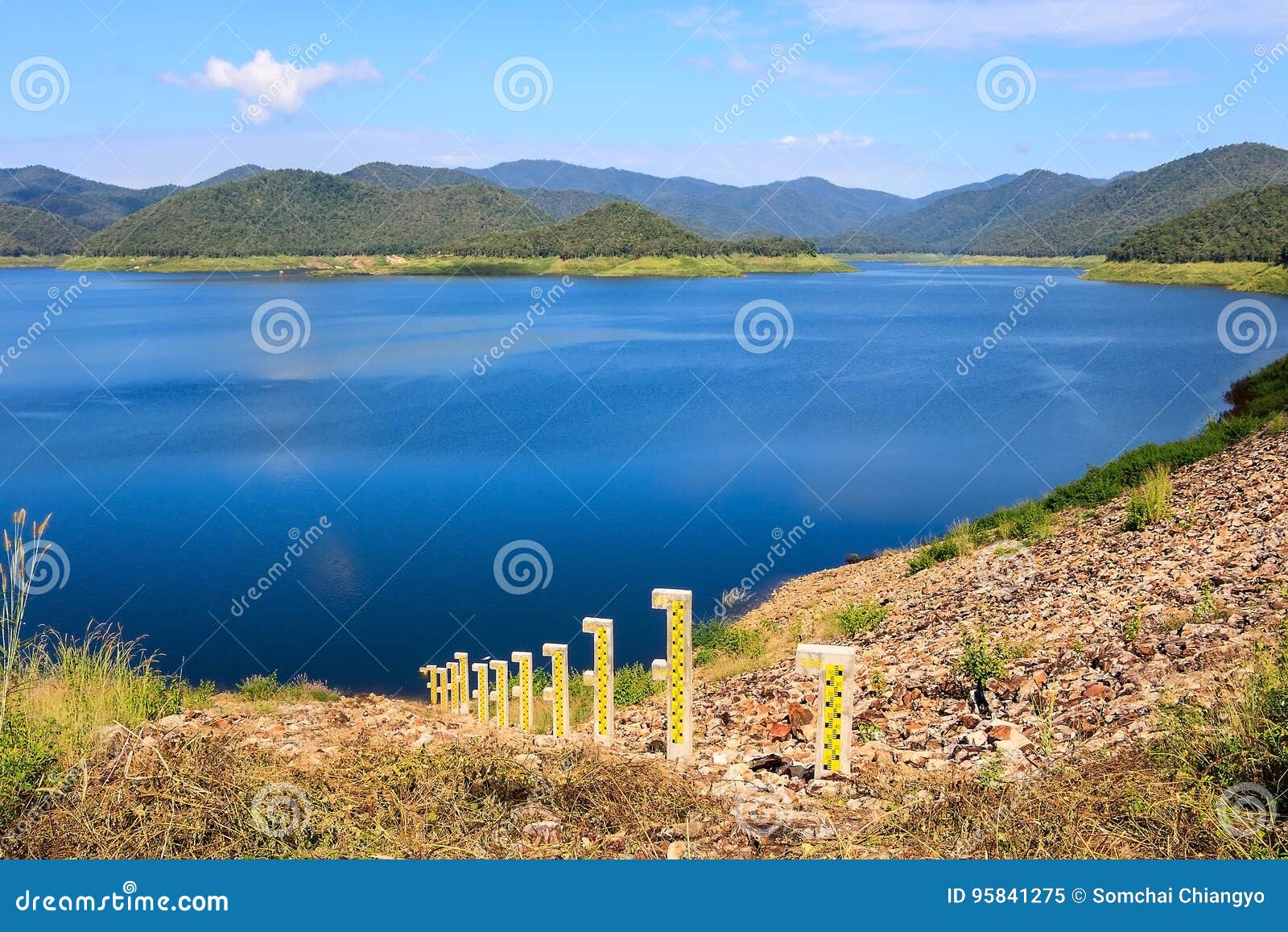 Plates water level stock image. Image of reflection, design - 95841275
