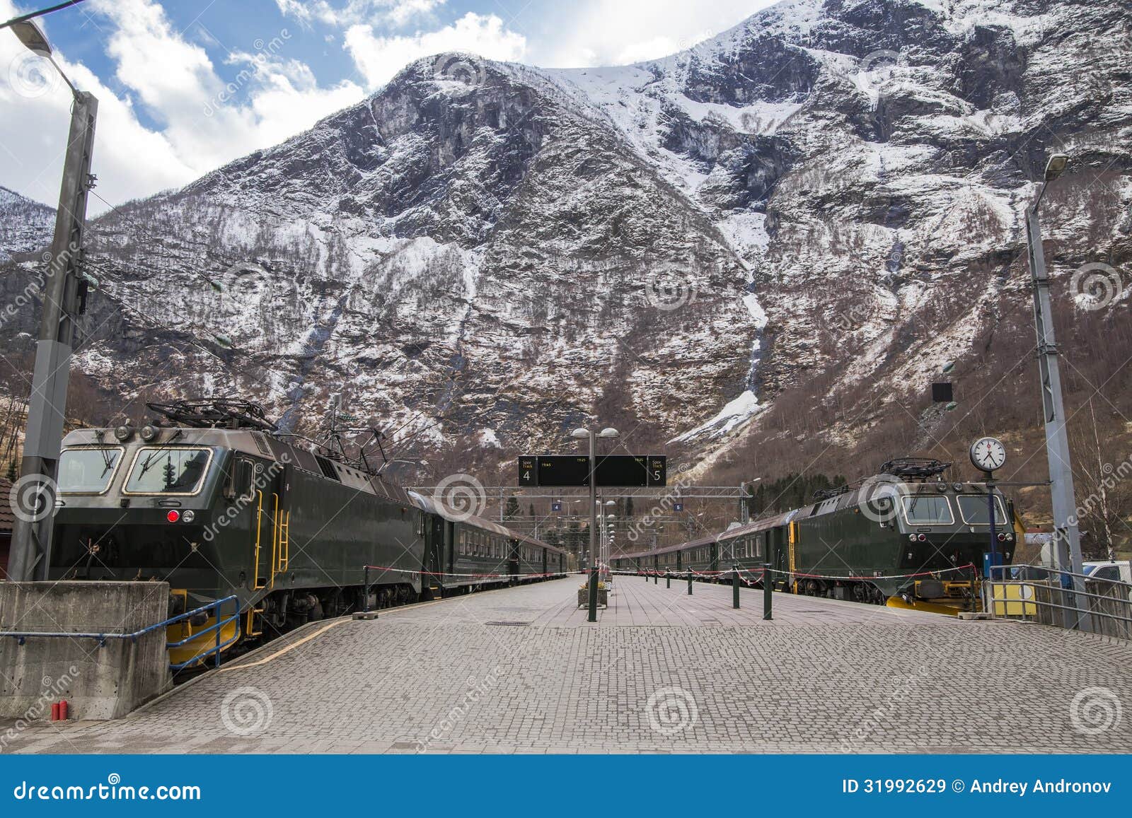 Platform with two trains stock image. Image of highspeed - 31992629