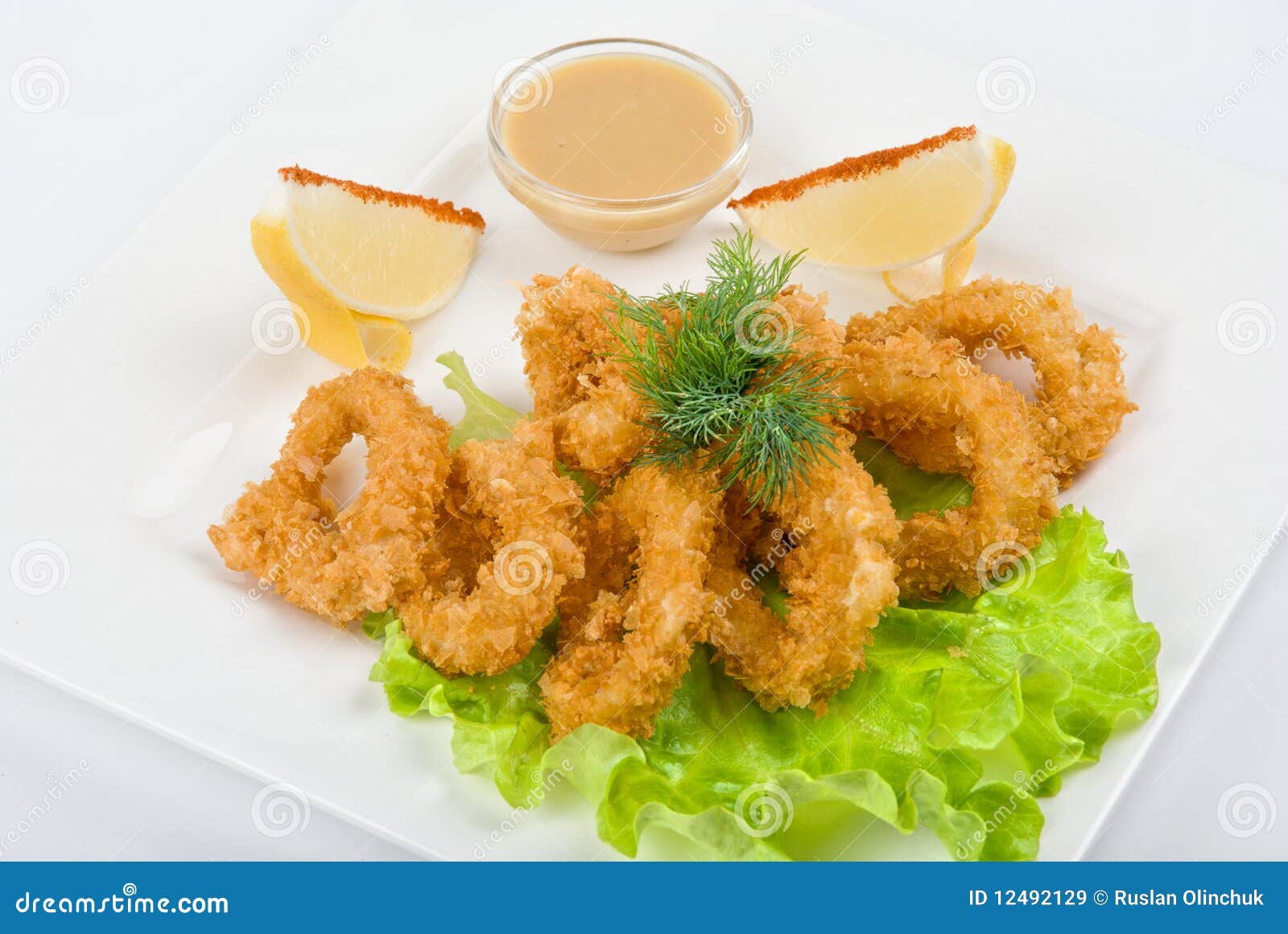 Plato frito del calamar imagen de archivo. Imagen de hojas - 12492129