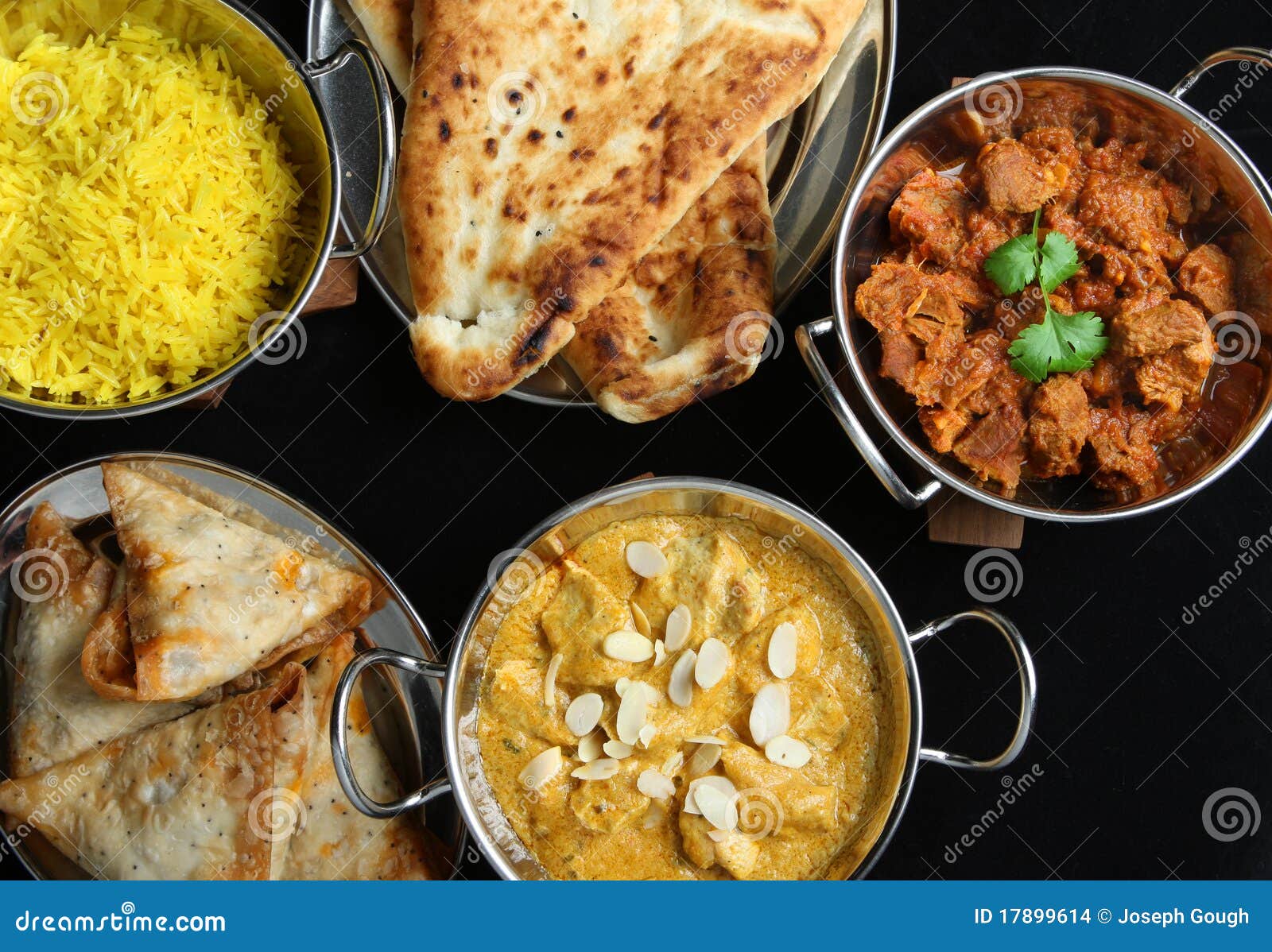 Platos Indios De La Comida Del Curry Del Alimento Foto de archivo ...