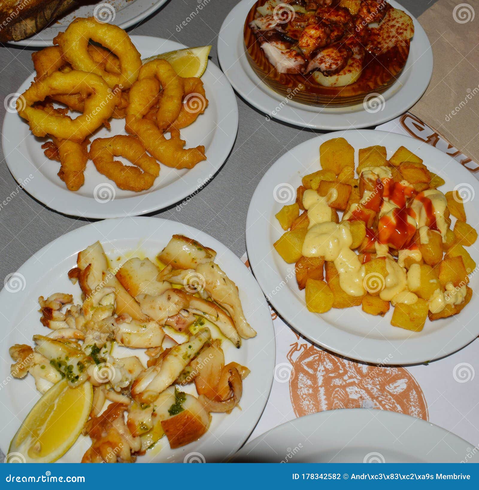 Platos variados foto de archivo. Imagen de cocina, alimento - 178342582