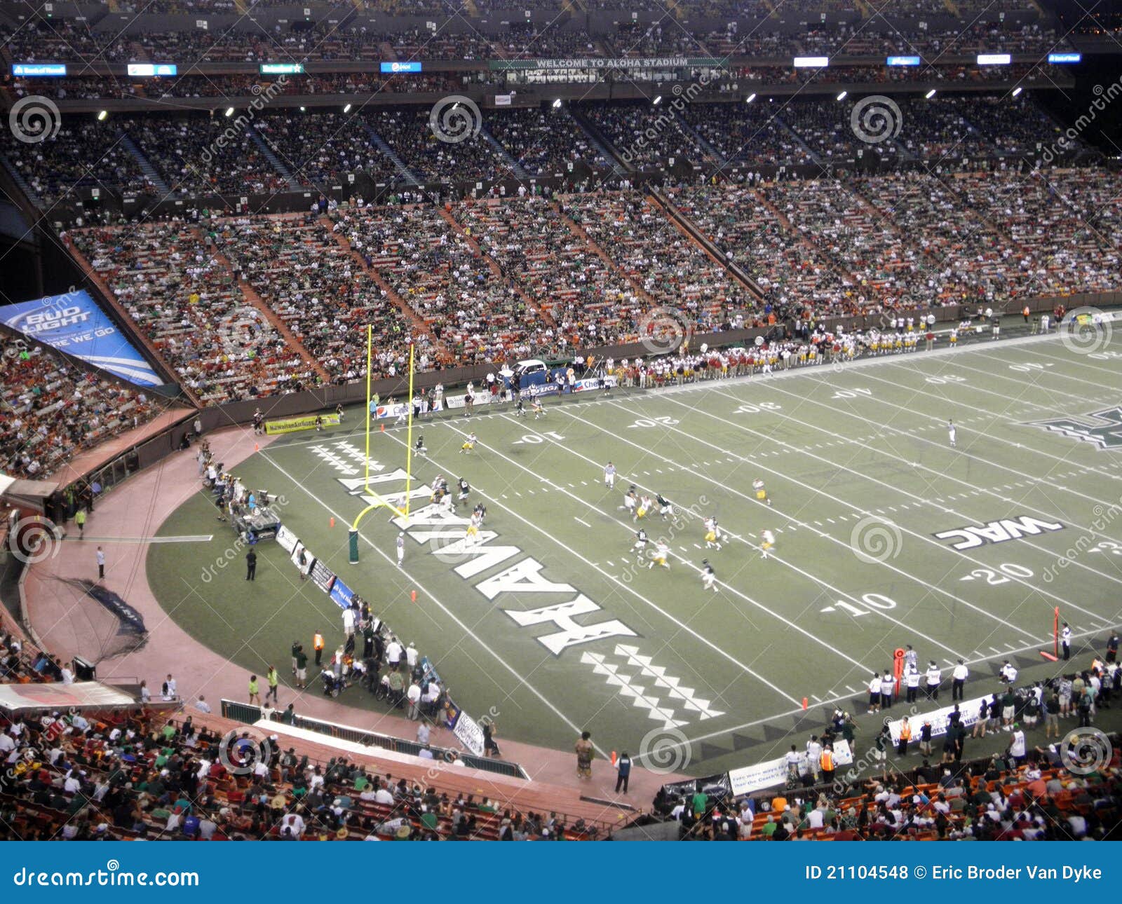 Play in Endzone Area in Action Editorial Stock Photo - Image of hustle ...