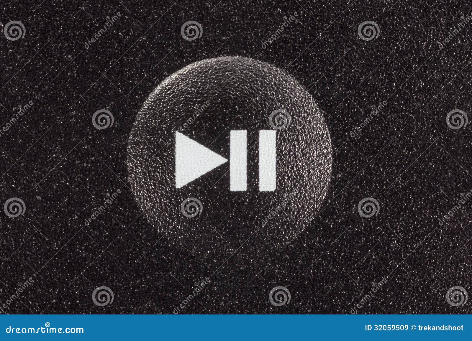 Play and Pause Button Macro Stock Image - Image of button, start: 32059509