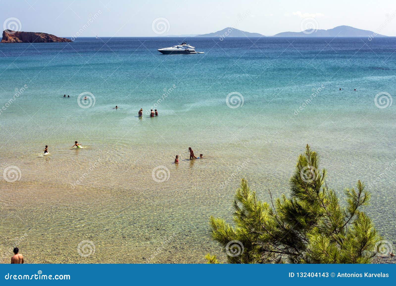 Playa de alonissos, Grecia foto de archivo editorial. Imagen de ...