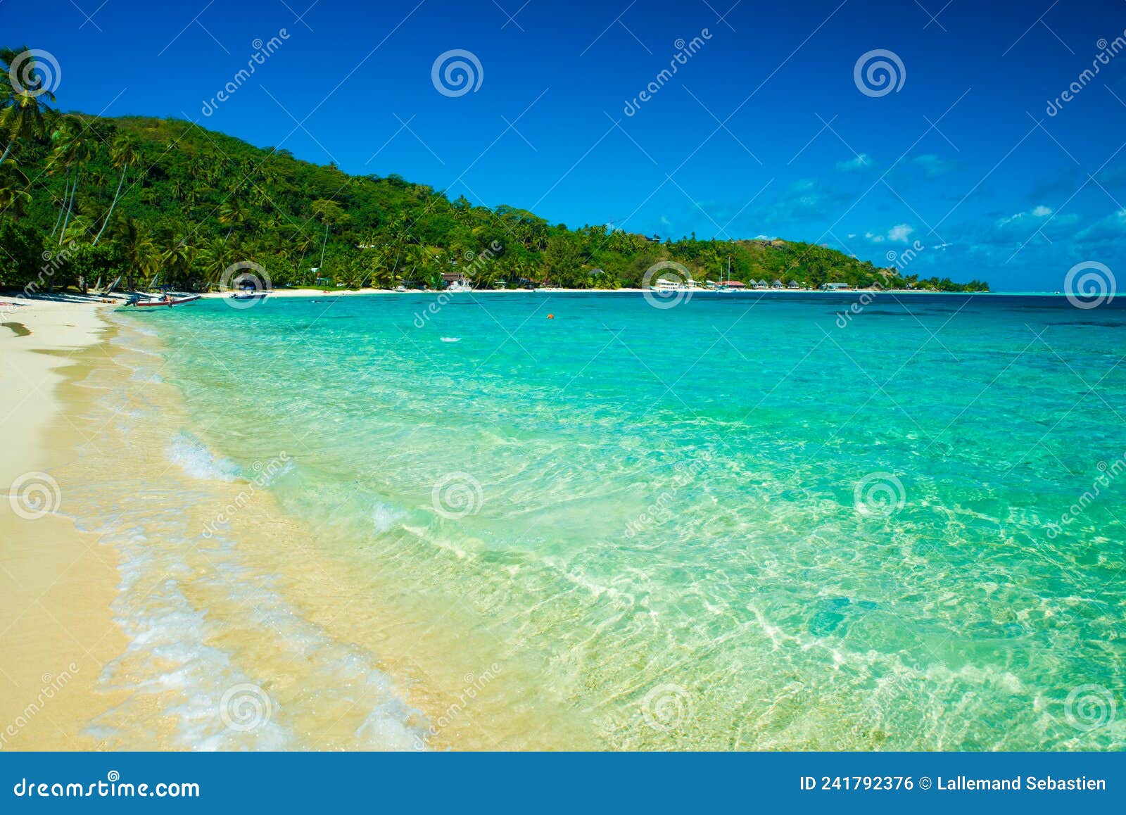 Playa de bora bora matira foto de archivo. Imagen de vacaciones - 241792376