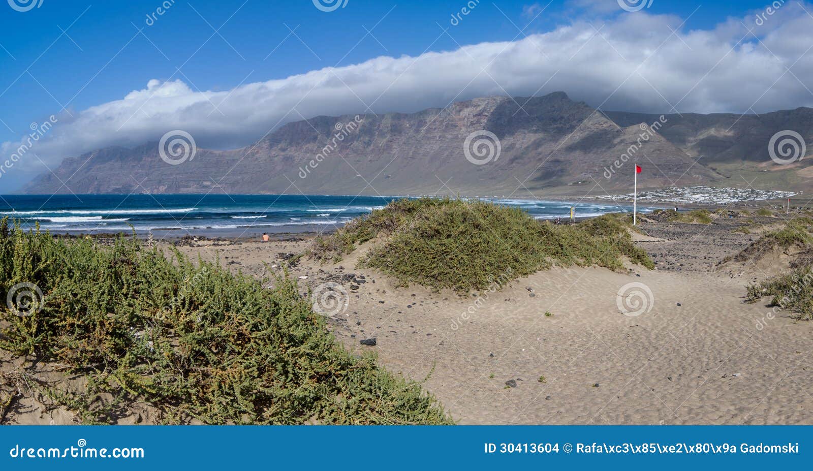 Playa de Famara stock photo. Image of lanzarote, dock - 30413604