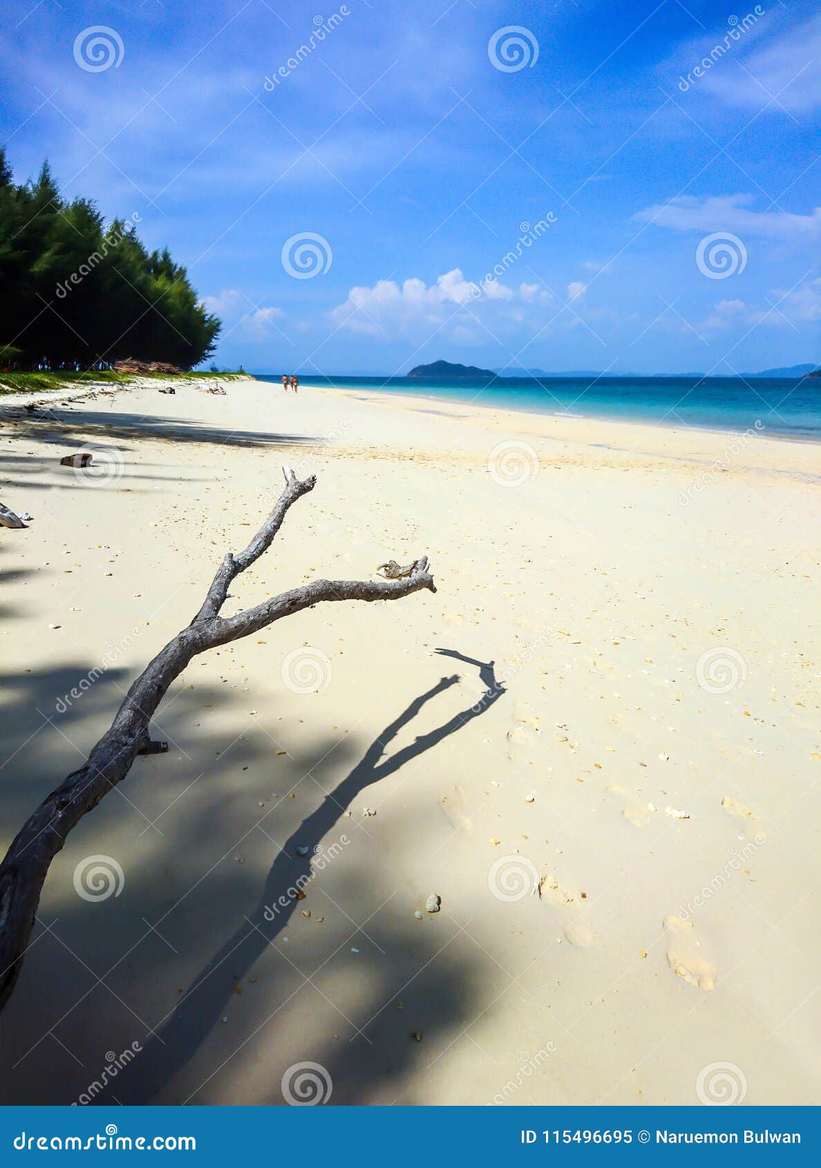 Playa De La Isla De Koh Bulone, Satun Imagen de archivo - Imagen de ...