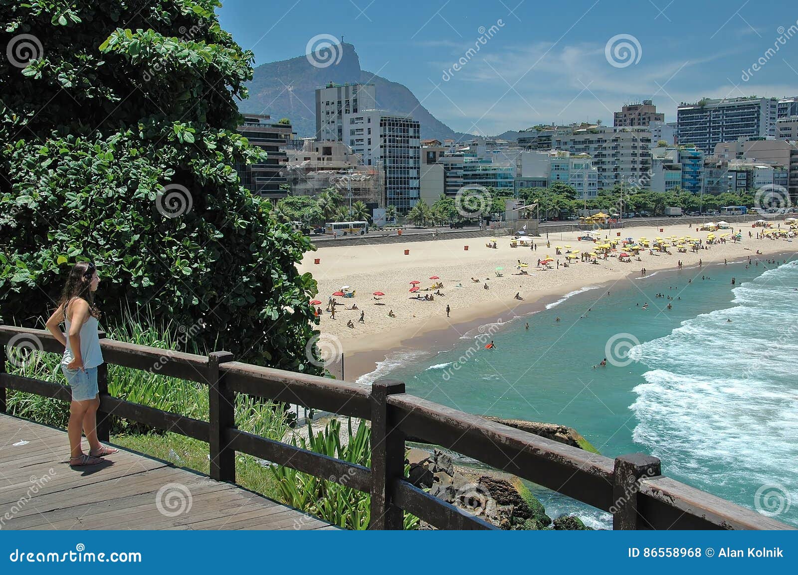 Playa De Leblon, Rio De Janiero Foto de archivo editorial - Imagen de ...