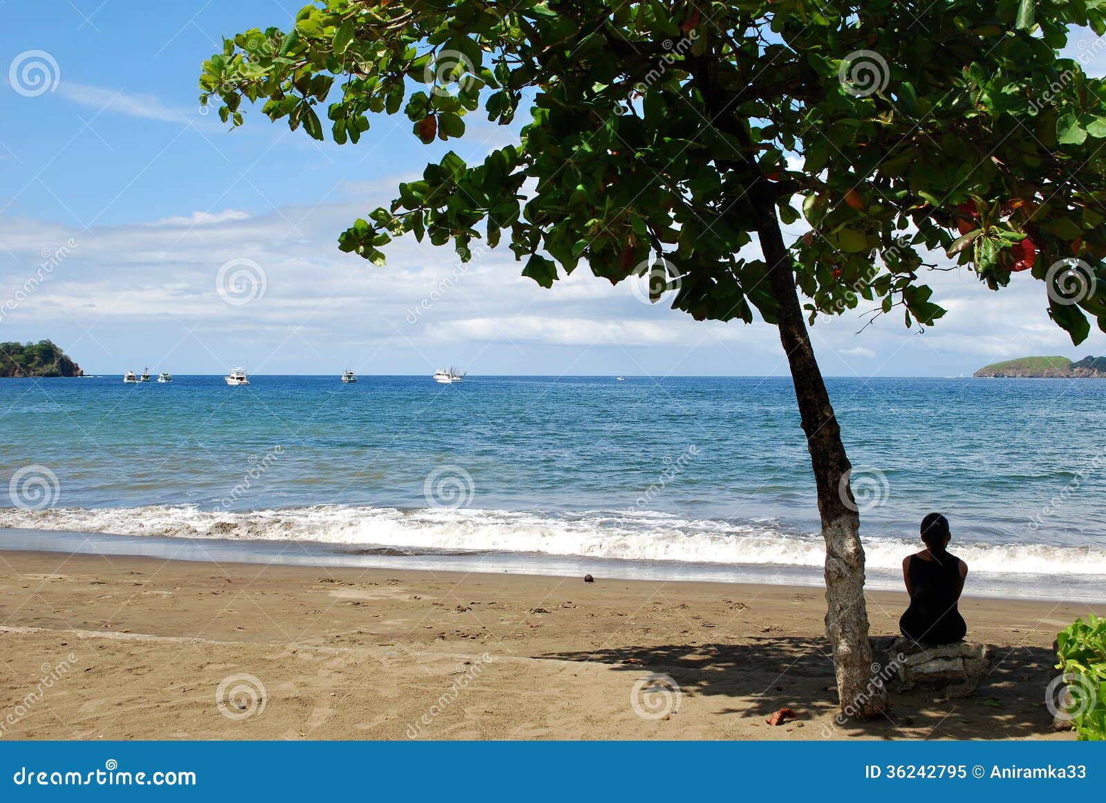 Playa de los Cocos imagen de archivo. Imagen de paisaje - 36242795