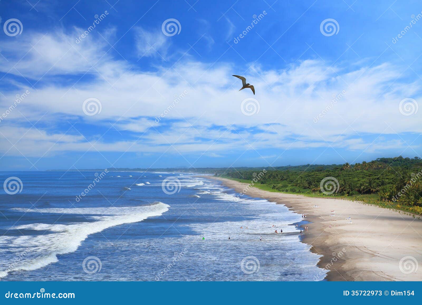 Playa de Montelimar imagen de archivo. Imagen de selva - 35722973