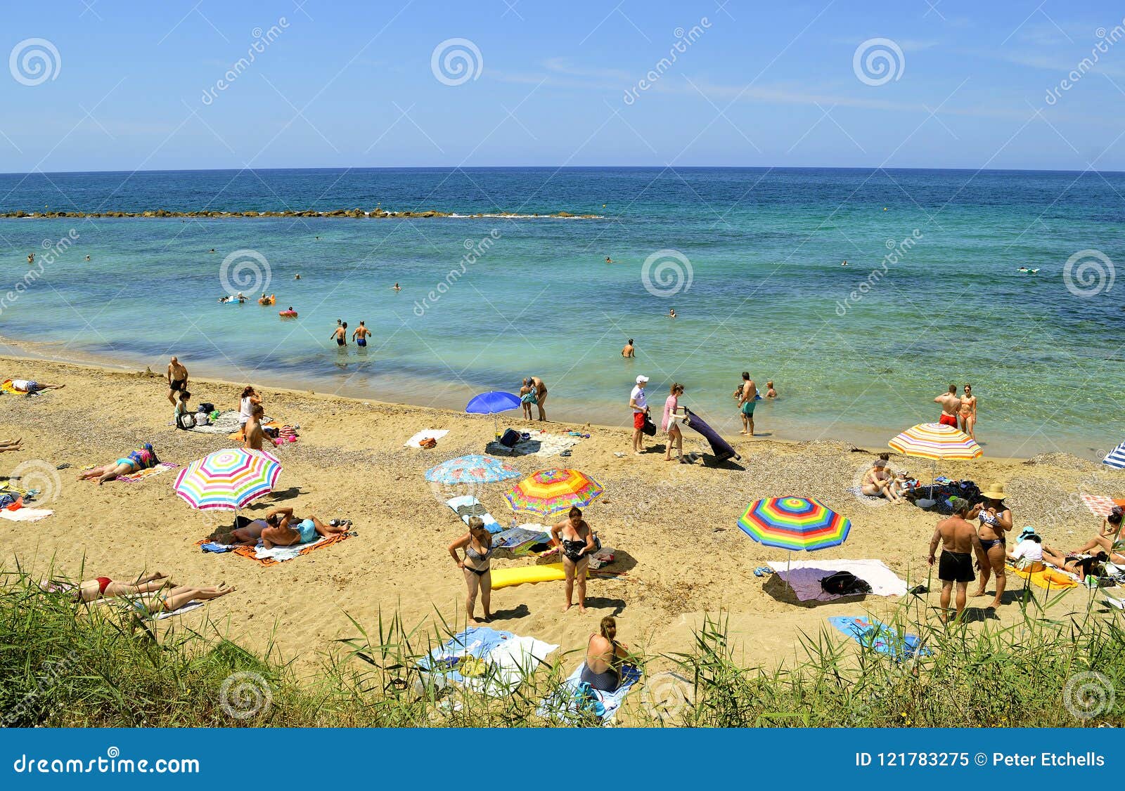 Playa de Paphos en Chipre imagen editorial. Imagen de recorrido - 121783275