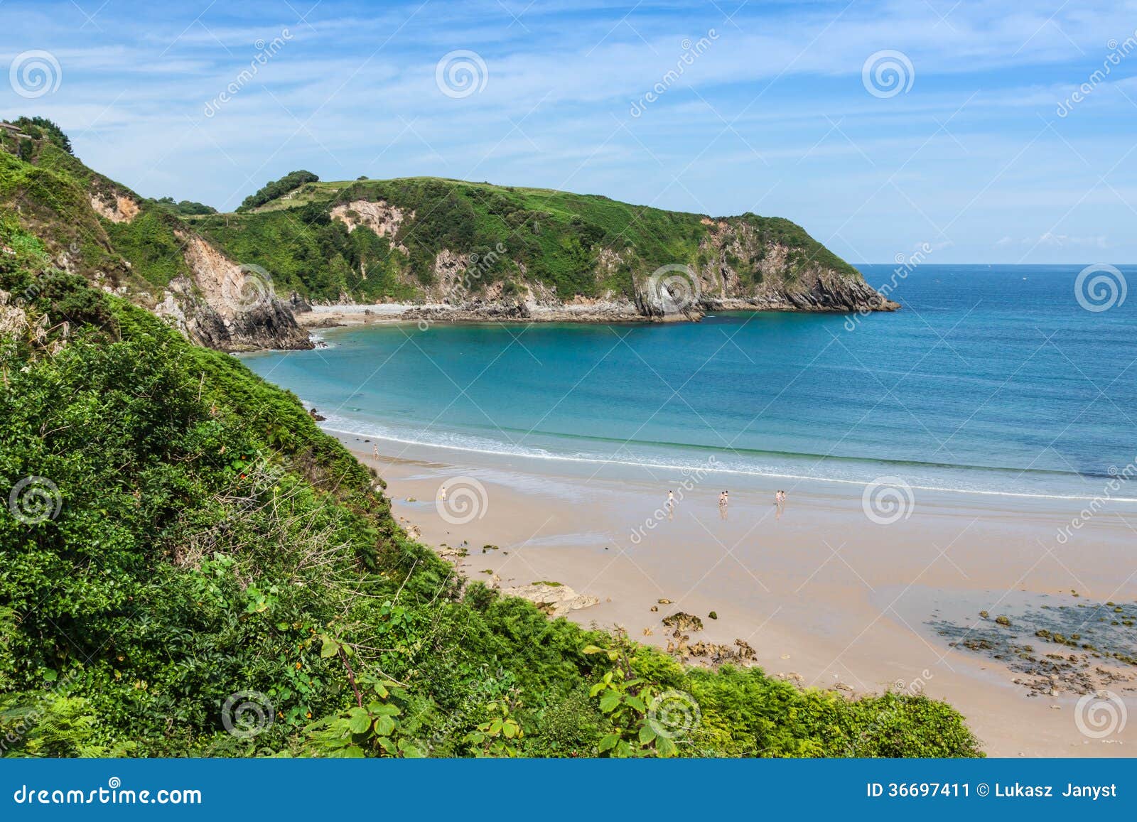 Playa de Pechon imagen de archivo. Imagen de acantilado - 36697411