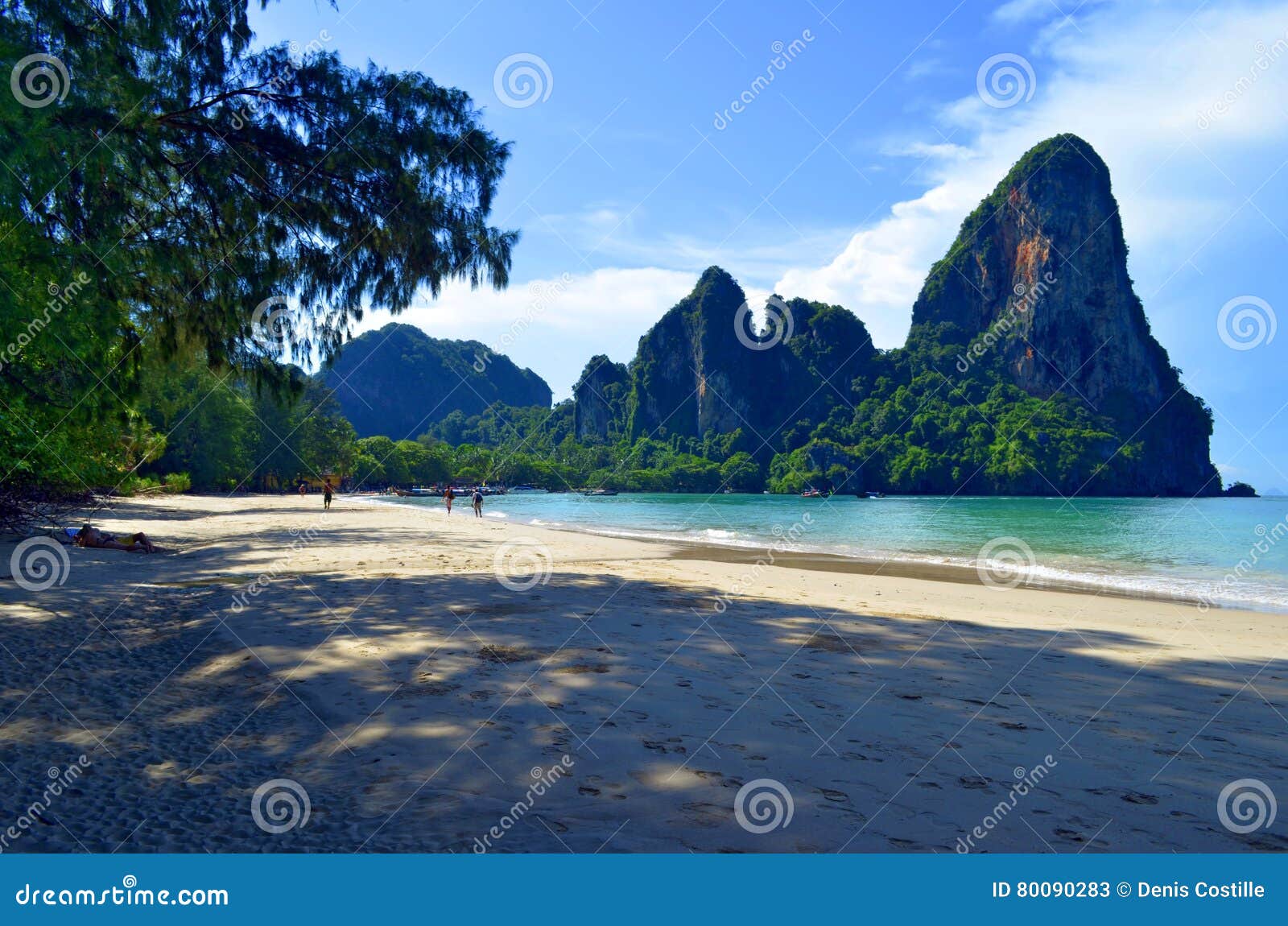 Playa De Railay Cerca De Ao Nang, Tailandia Imagen de archivo - Imagen ...