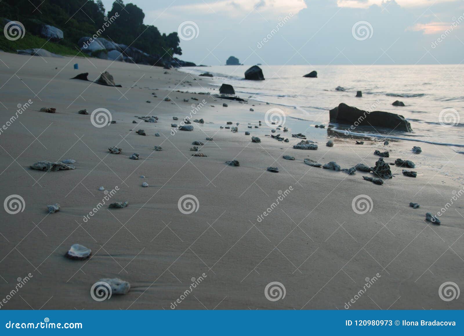 Playa De Tekek De La Isla De Tioman Imagen de archivo - Imagen de ...
