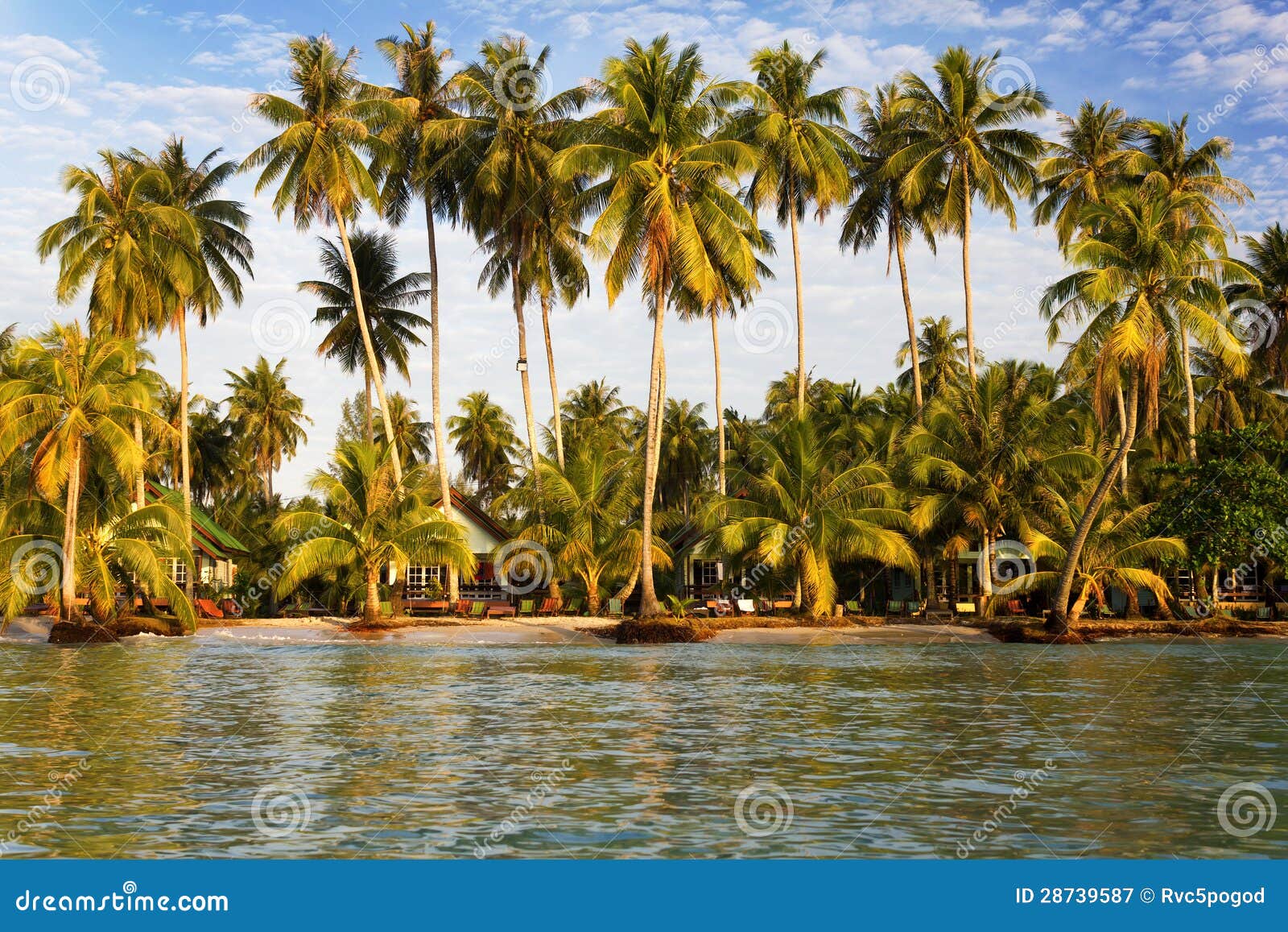 Playa En La Isla De Kood De La KOH Imagen de archivo - Imagen de ...