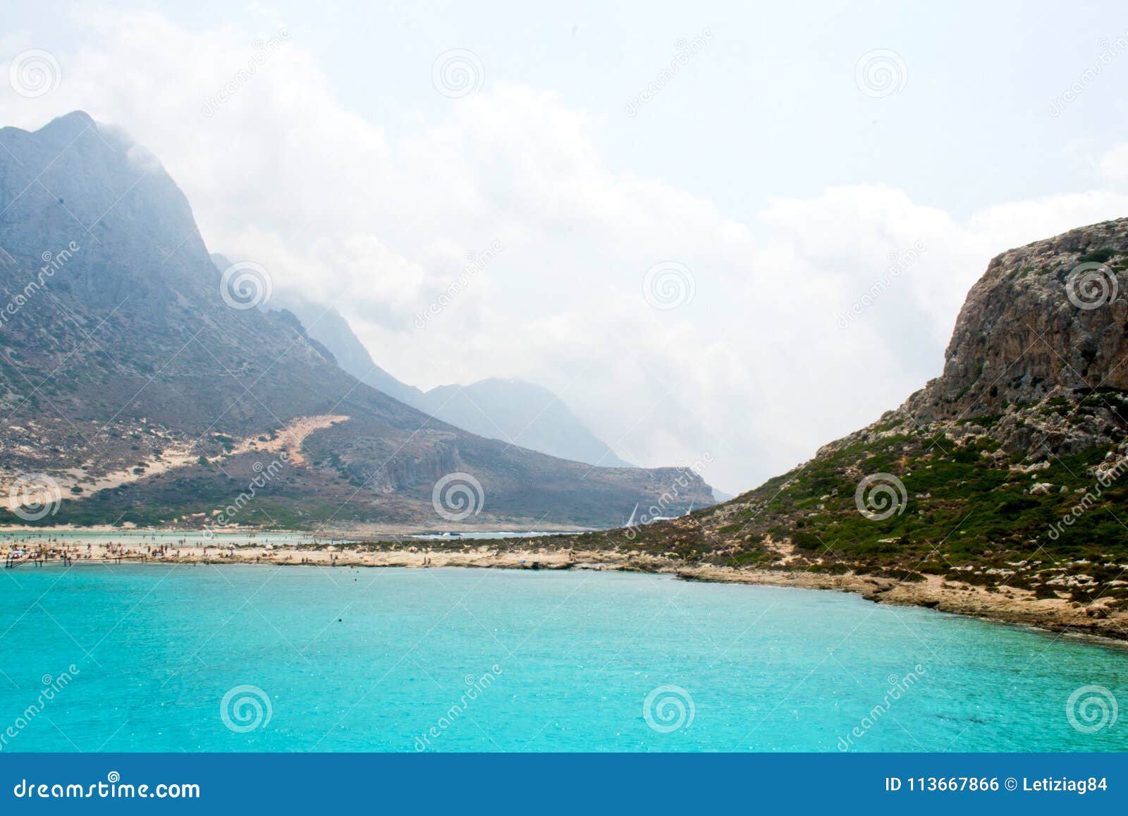 Playa Maravillosa De La Isla De Creta Foto de archivo - Imagen de claro ...