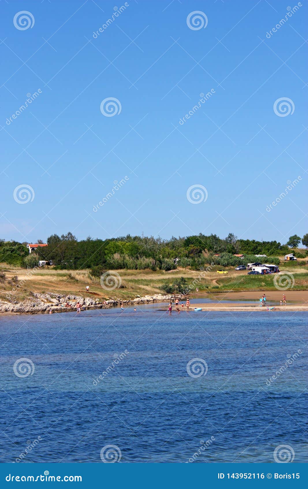 Playa Queen, Nin foto editorial. Imagen de sombrilla - 143952116