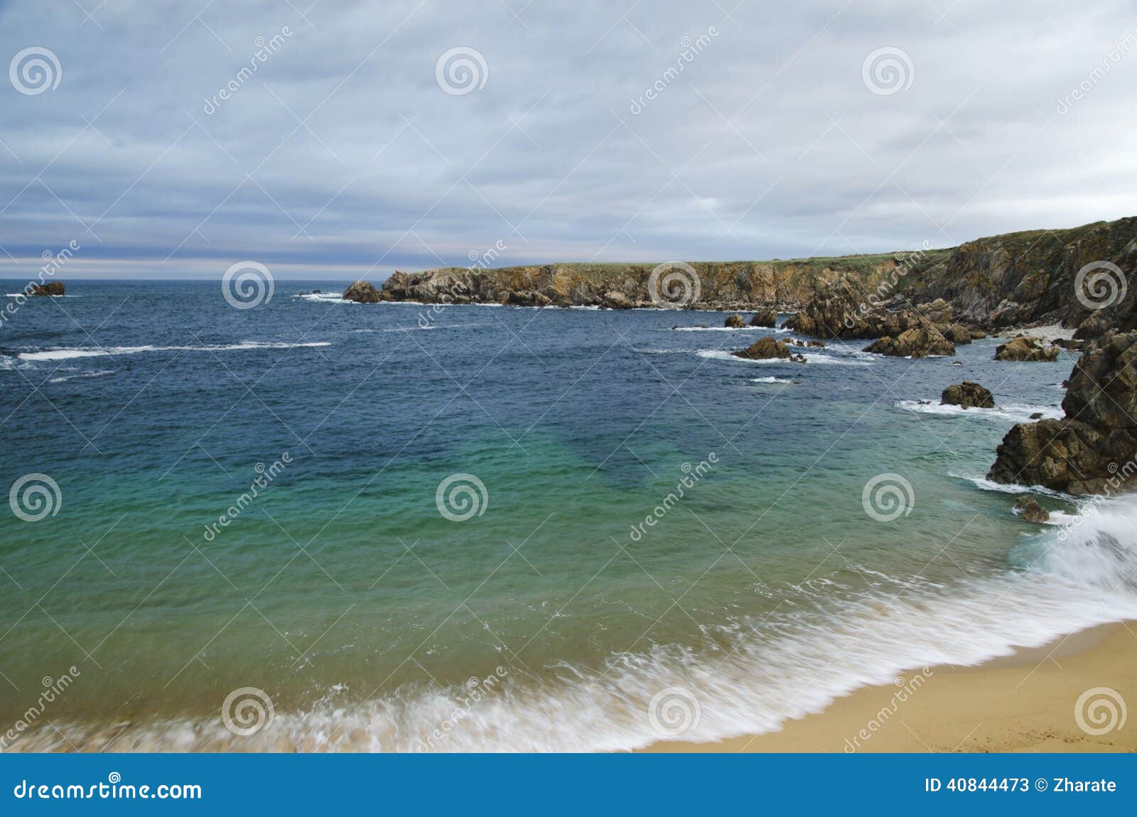 Playa sola imagen de archivo. Imagen de verano, exterior - 40844473