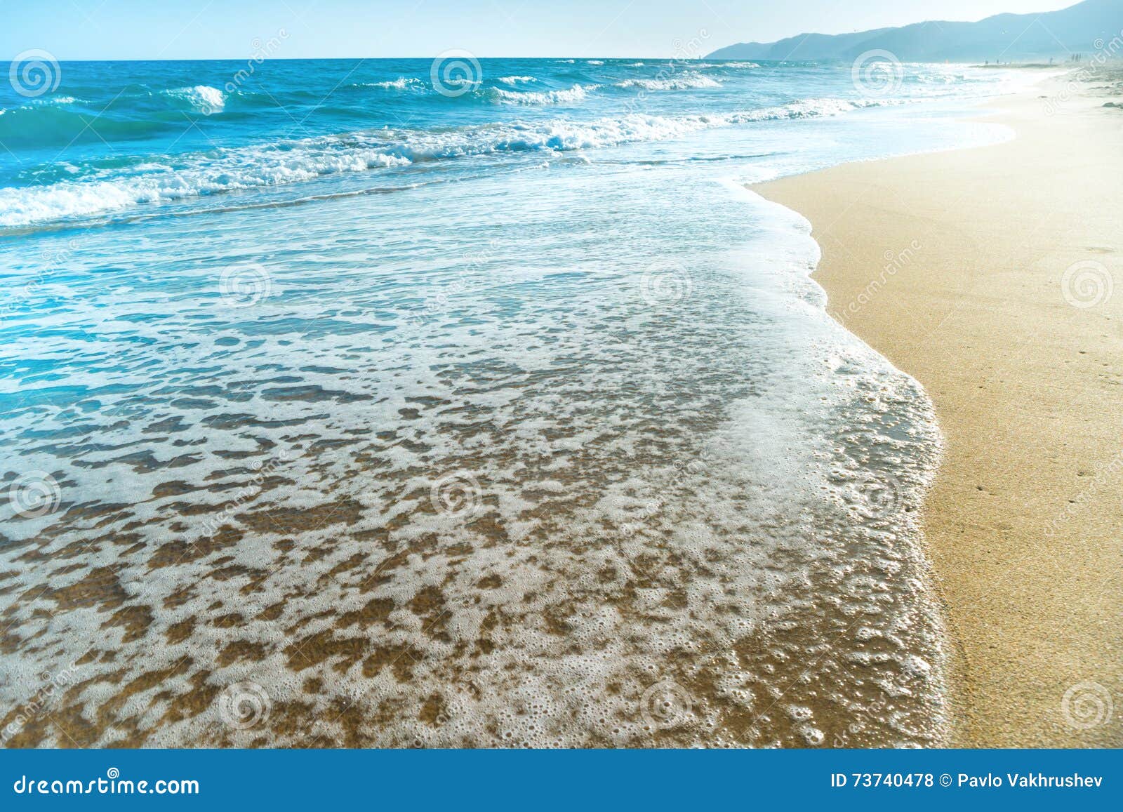 Playa Tropical Con La Arena Y El Mar Foto de archivo - Imagen de azul ...