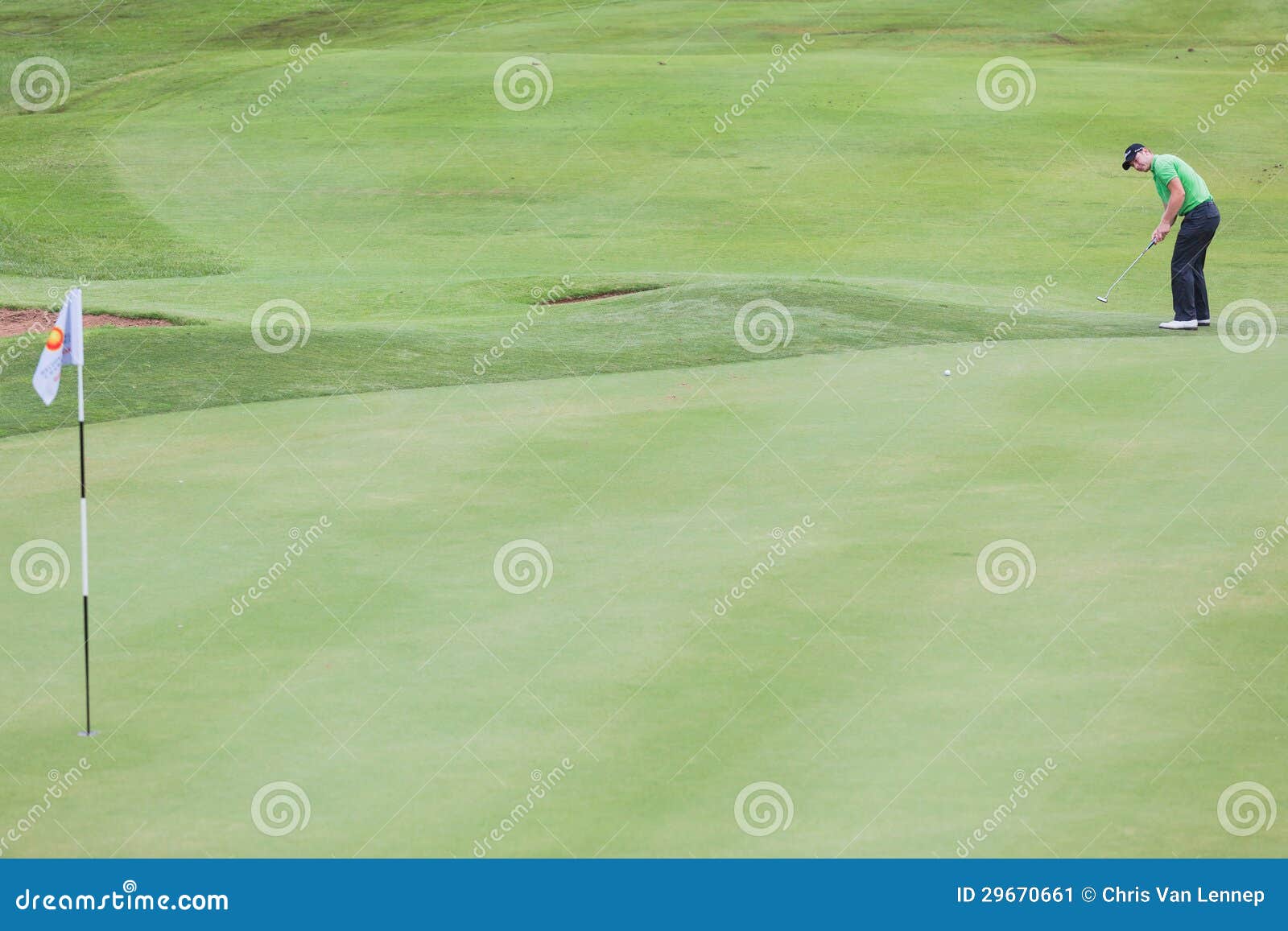 Long Putt Stock Photo | CartoonDealer.com #2574942