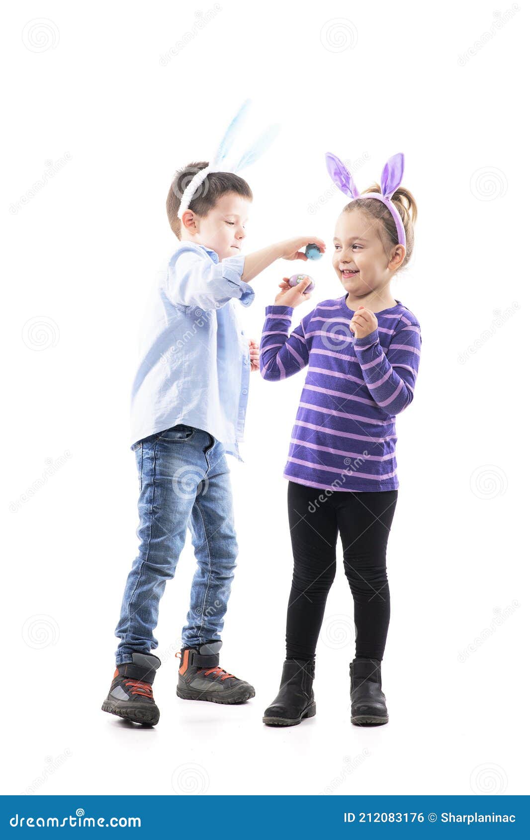 Easter Egg Battle Stock Photos - Free & Royalty-Free Stock Photos from ...