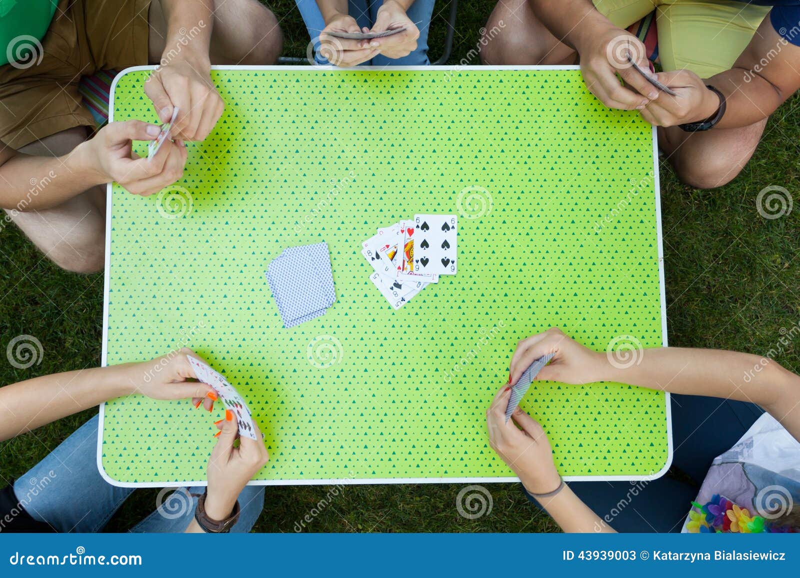 1,714 Playing Cards Party Stock Photos - Free & Royalty-Free Stock ...