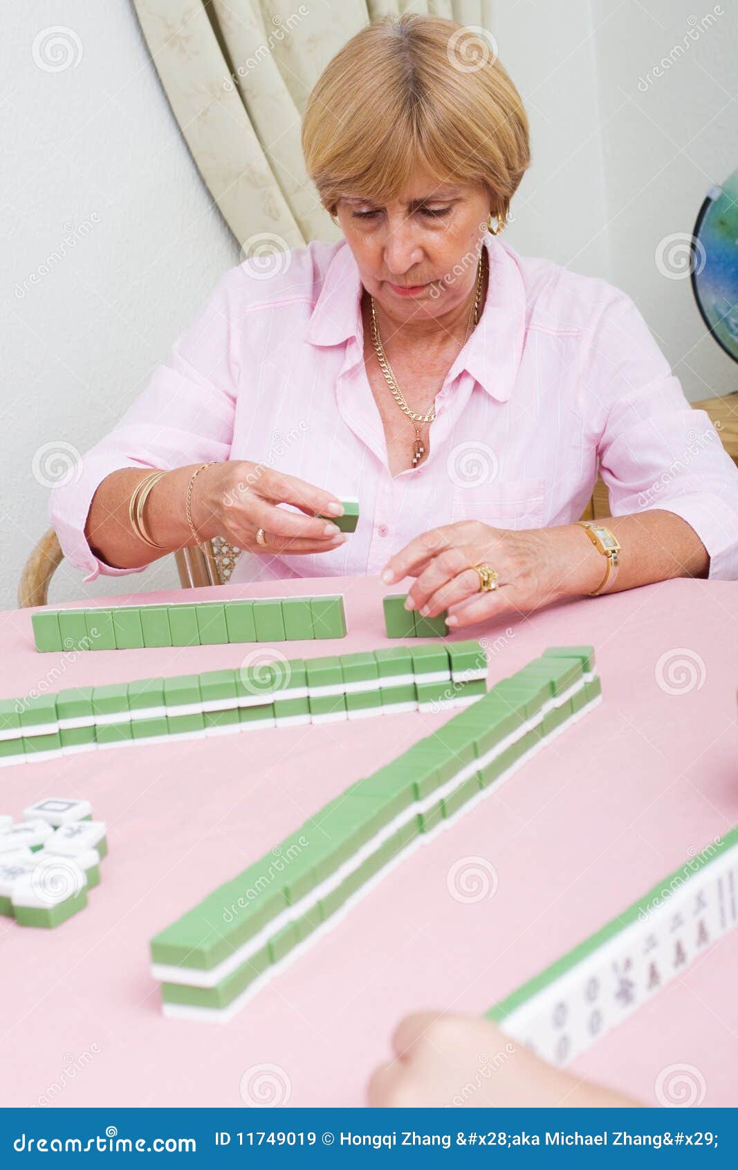 Playing mahjong game stock image. Image of home, citizen - 11749019