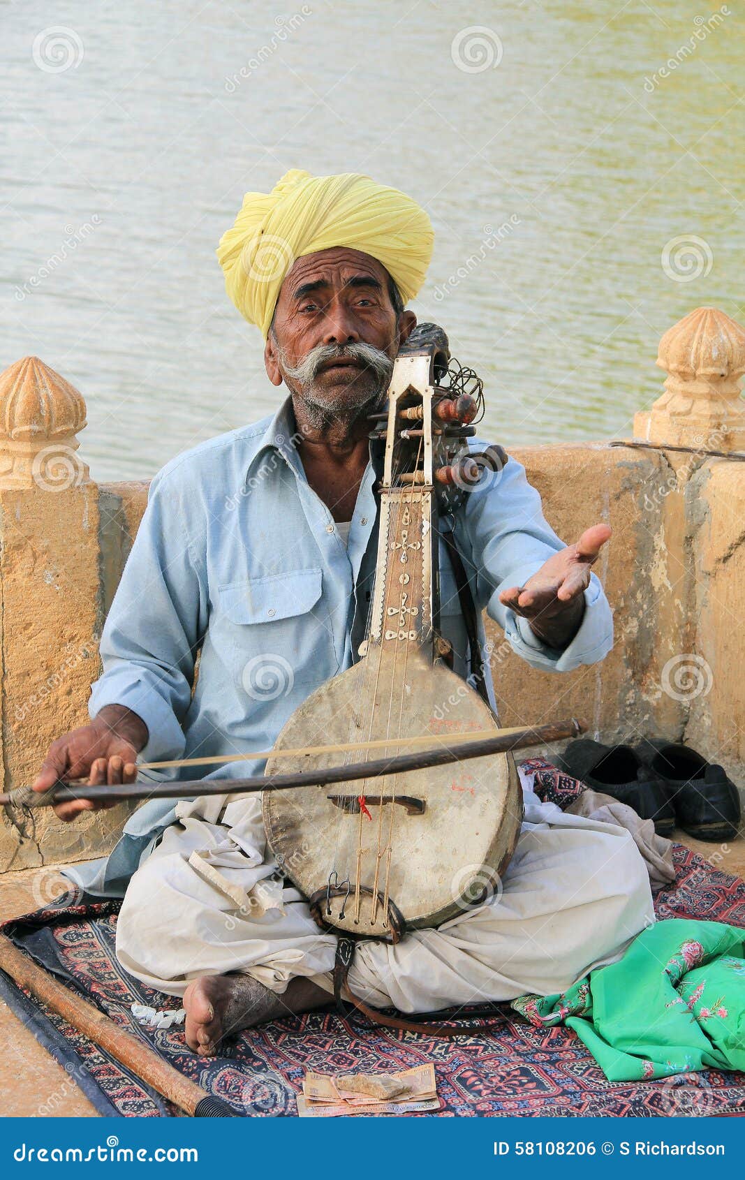 Playing the sitar editorial photo. Image of lake, gadi - 58108206