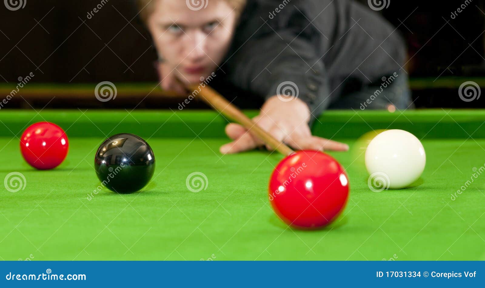 Playing snooker stock photo. Image of shirt, billiards - 17031334