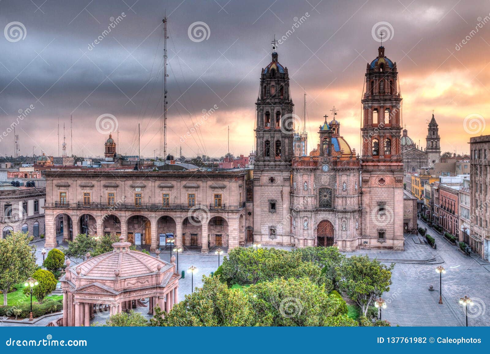 Plaza De Las Armas, San Luis Potosi Redaktionell Arkivbild - Bild av ...